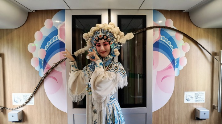 Bullet train takes passengers to experience Bashu culture - Chinadaily ...