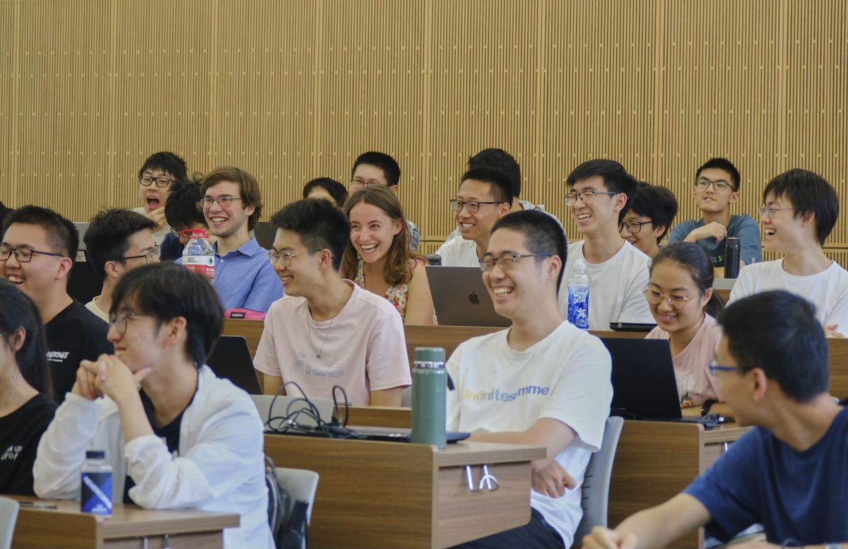 Turing Award winners talk with university students - Chinadaily.com.cn