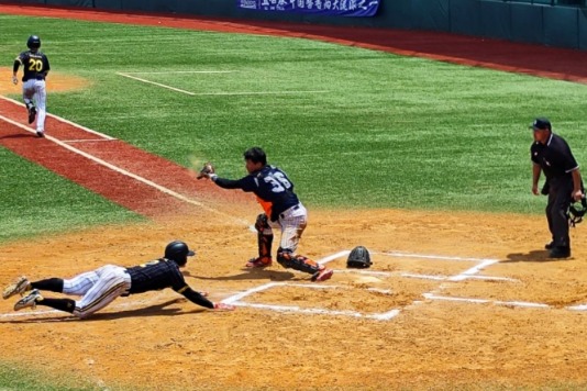Jiangsu Huge Horses triumph in 2024 Chinese Baseball Championship ...