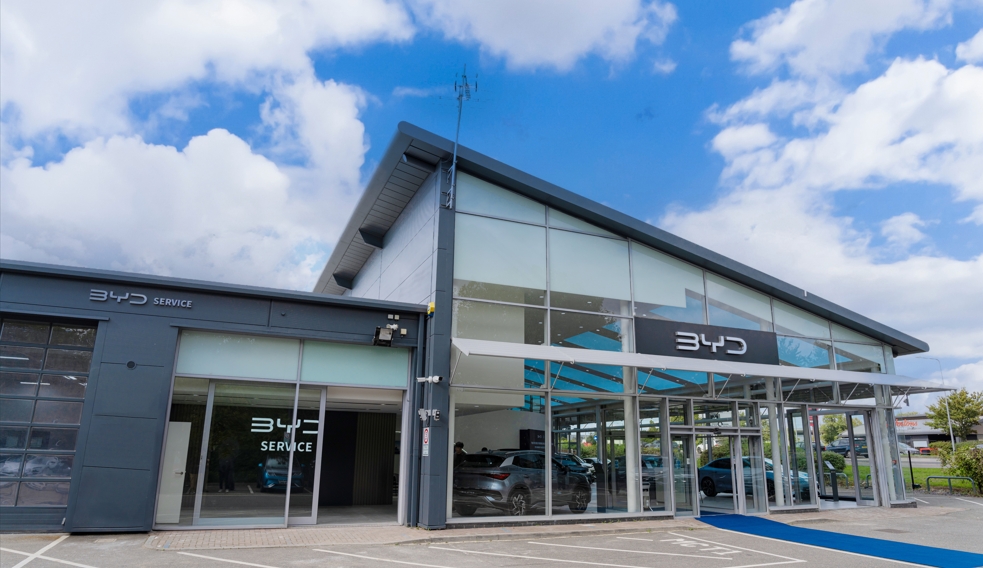 Electric vehicle maker BYD expands UK operations - World - Chinadaily ...